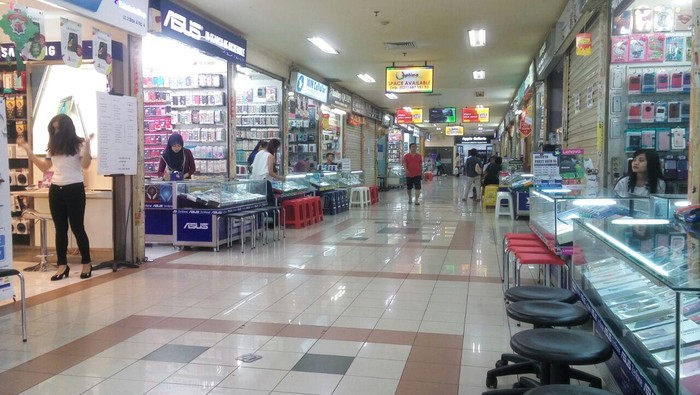 Terjawab, Ini Penyebabnya Mall Sepi & Restoran Tutup Mengawali Tahun ...